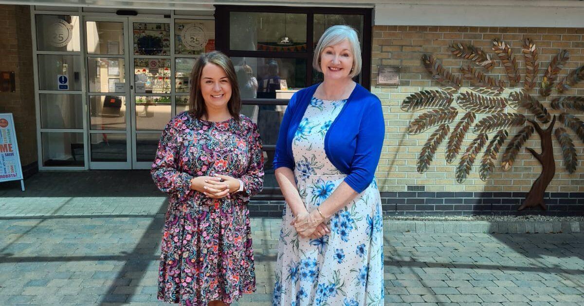 Stephanie Visits Barnsley Hospice - Stephanie Peacock - Stephanie Peacock