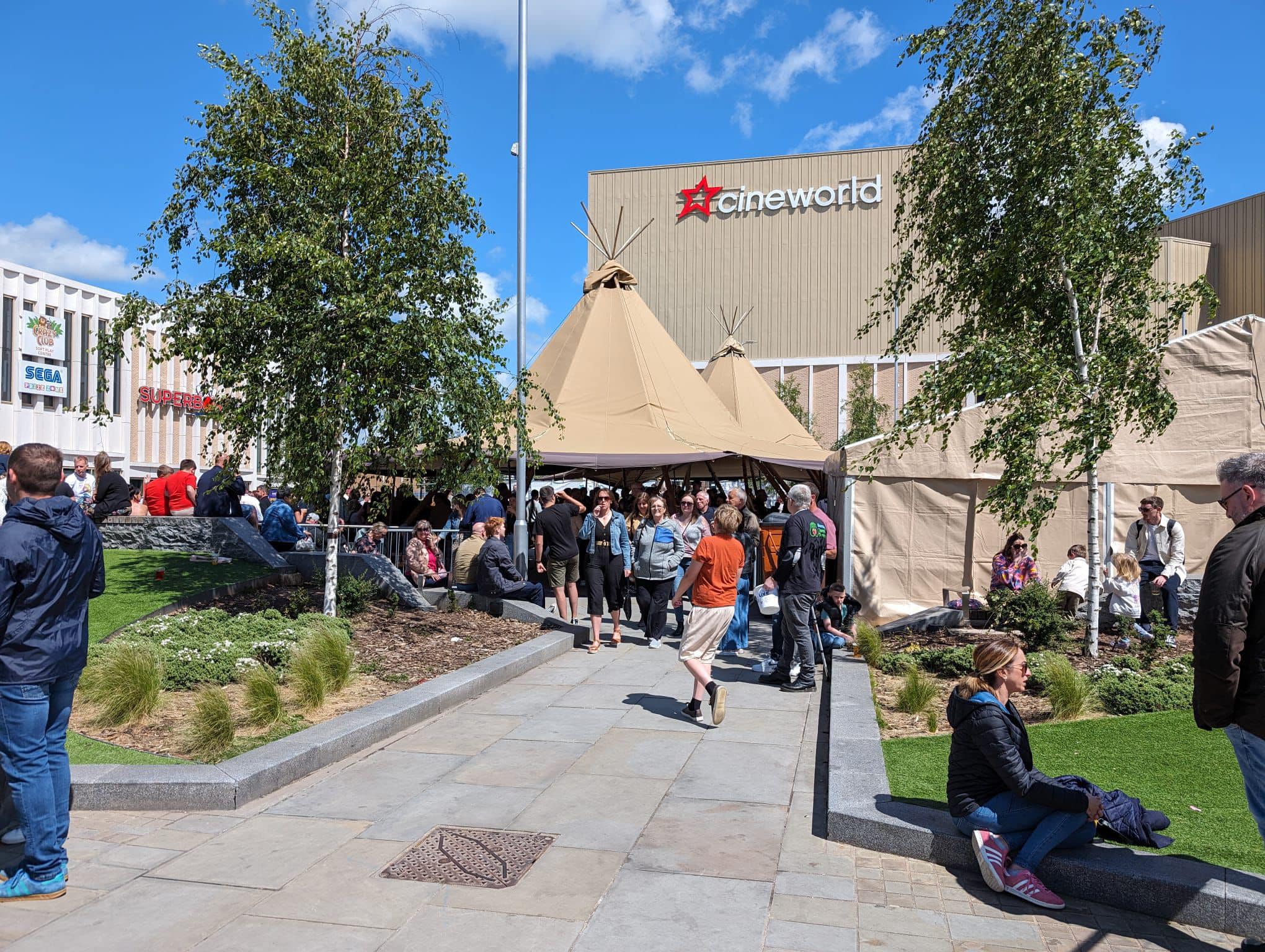 Stephanie Attends Barnsley Live - Stephanie Peacock - Stephanie Peacock